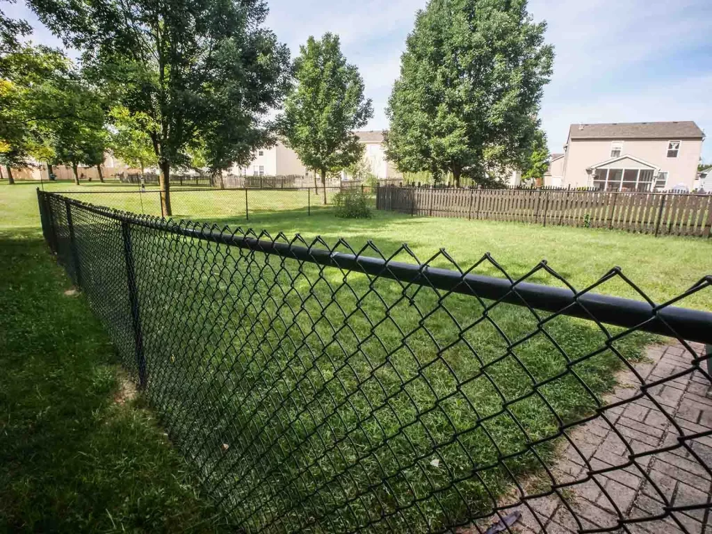 How to Maintain Your Fence: Essential Tips for Longevity and Durability ...